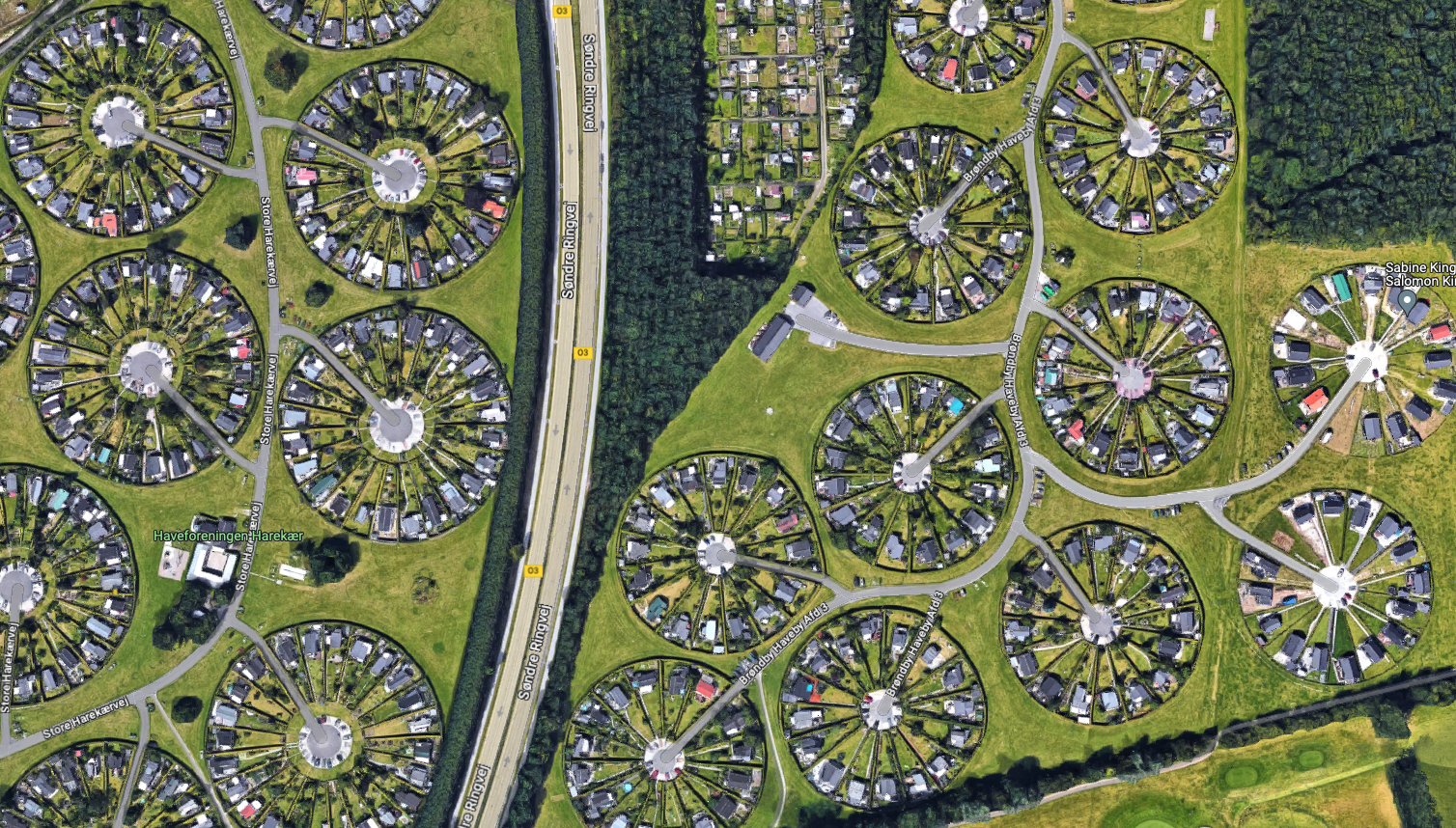 デンマークの円に囲まれた住宅街「Brondby Garden City」 | 世界の豪邸